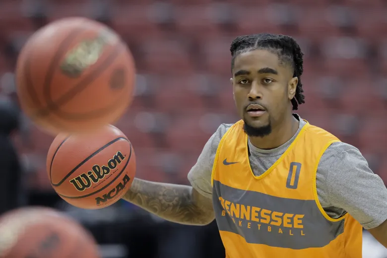 Breaking News: Let’s Give Back to Tennessee — Jordan Bone